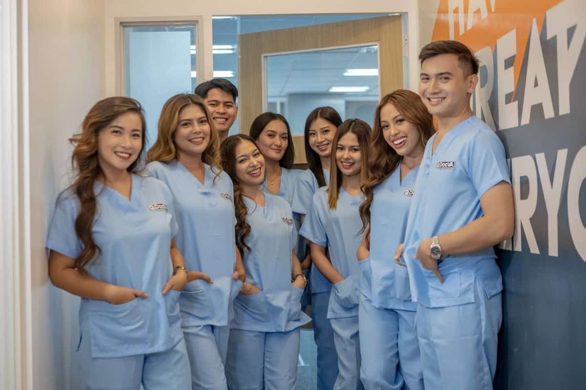 Celebrate Receptionist Day 2024: Honoring Our Office Heroes