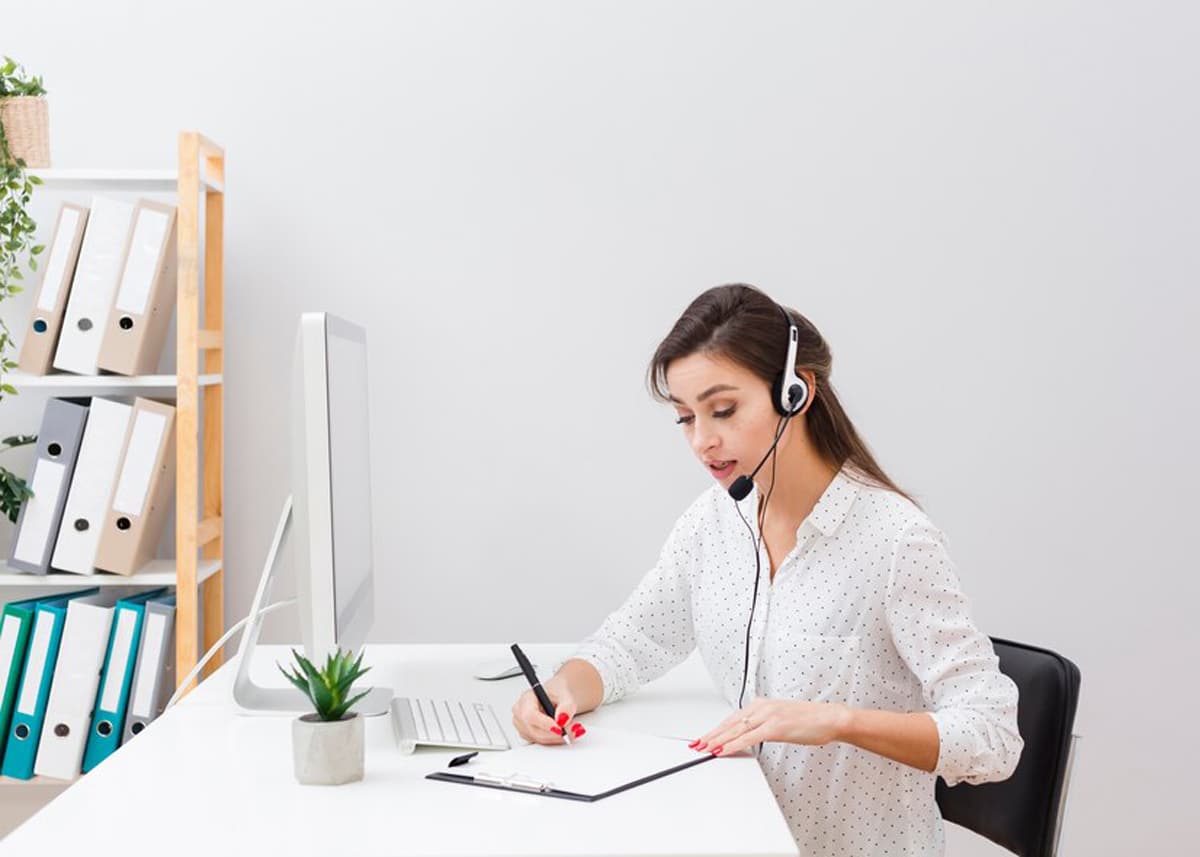 Training a Receptionist: Key Skills and Best Practices for Success